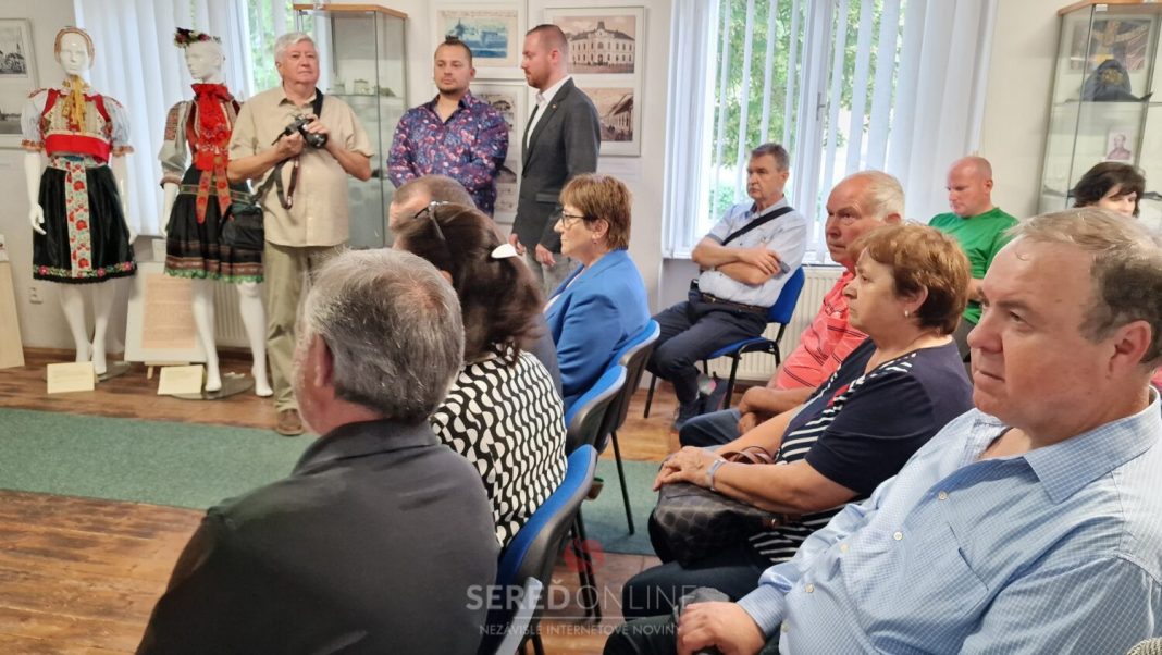 "Sereď v minulom čase" - niečo pre milovníkov historickej Serede ...